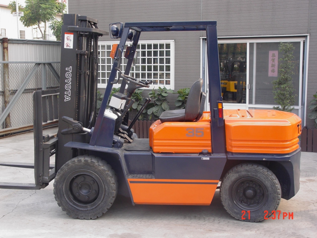 TOYOTA-5FD35 - 義豐昌國貿事業股份有限公司